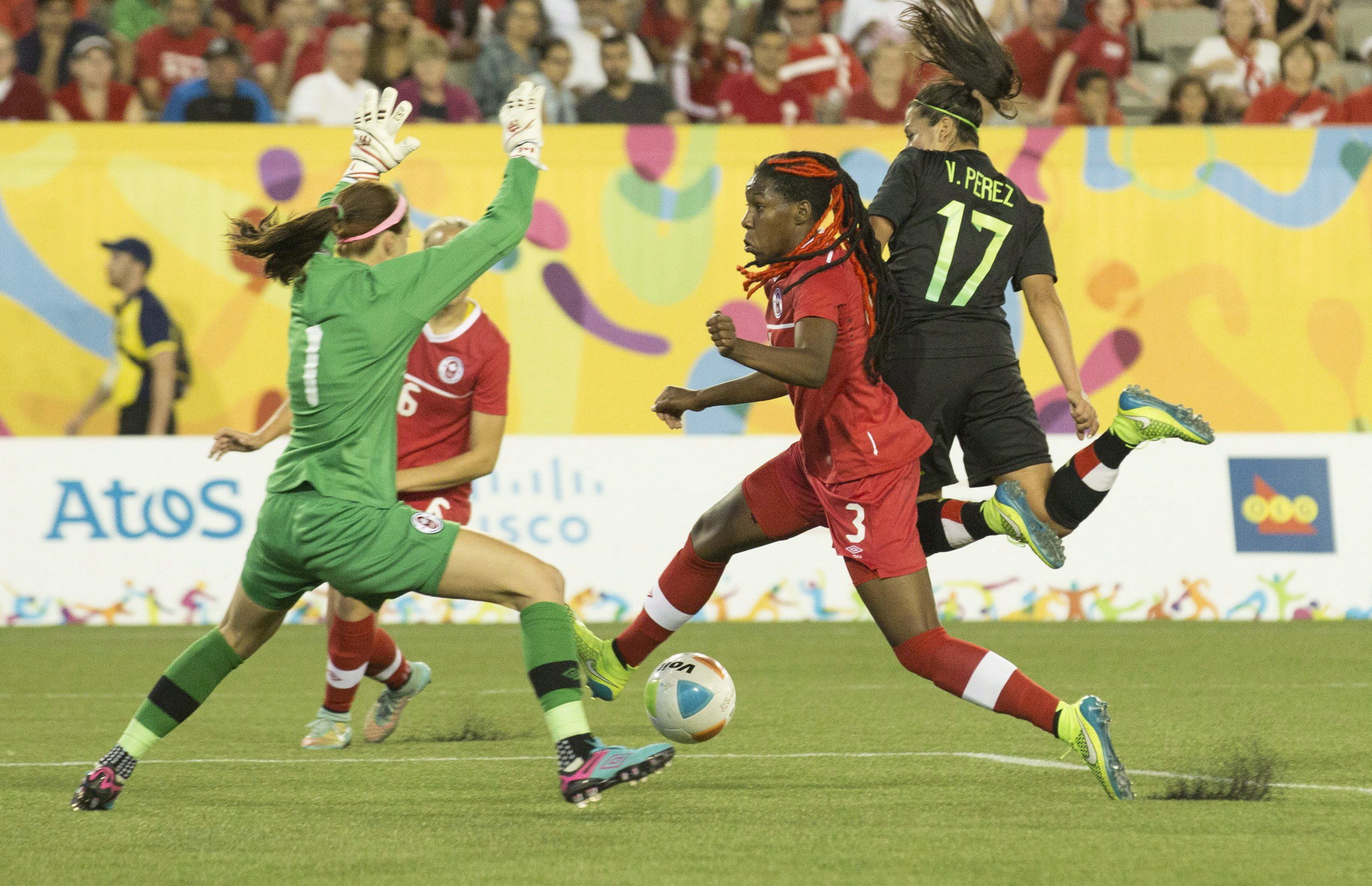 Stephanie Labbé - Équipe Canada | Site officiel de l'équipe olympique