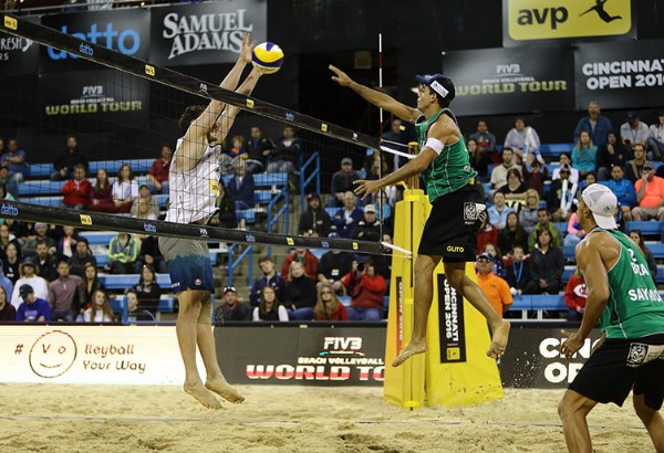 Josh Binstock et Sam Schachter gagnent l'argent à l'Open de Cincinnati ...