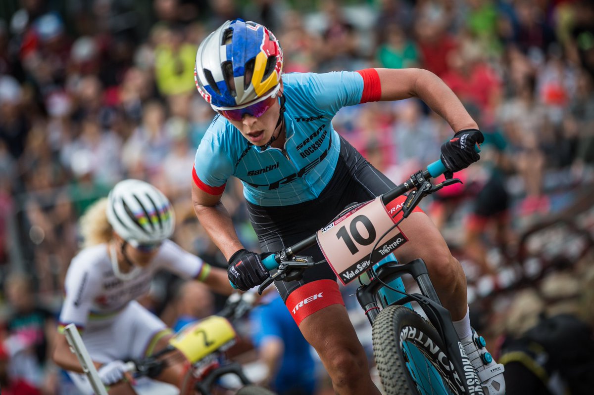 Batty Gagne Largent à La Coupe Du Monde De Val Di Sole Équipe Canada