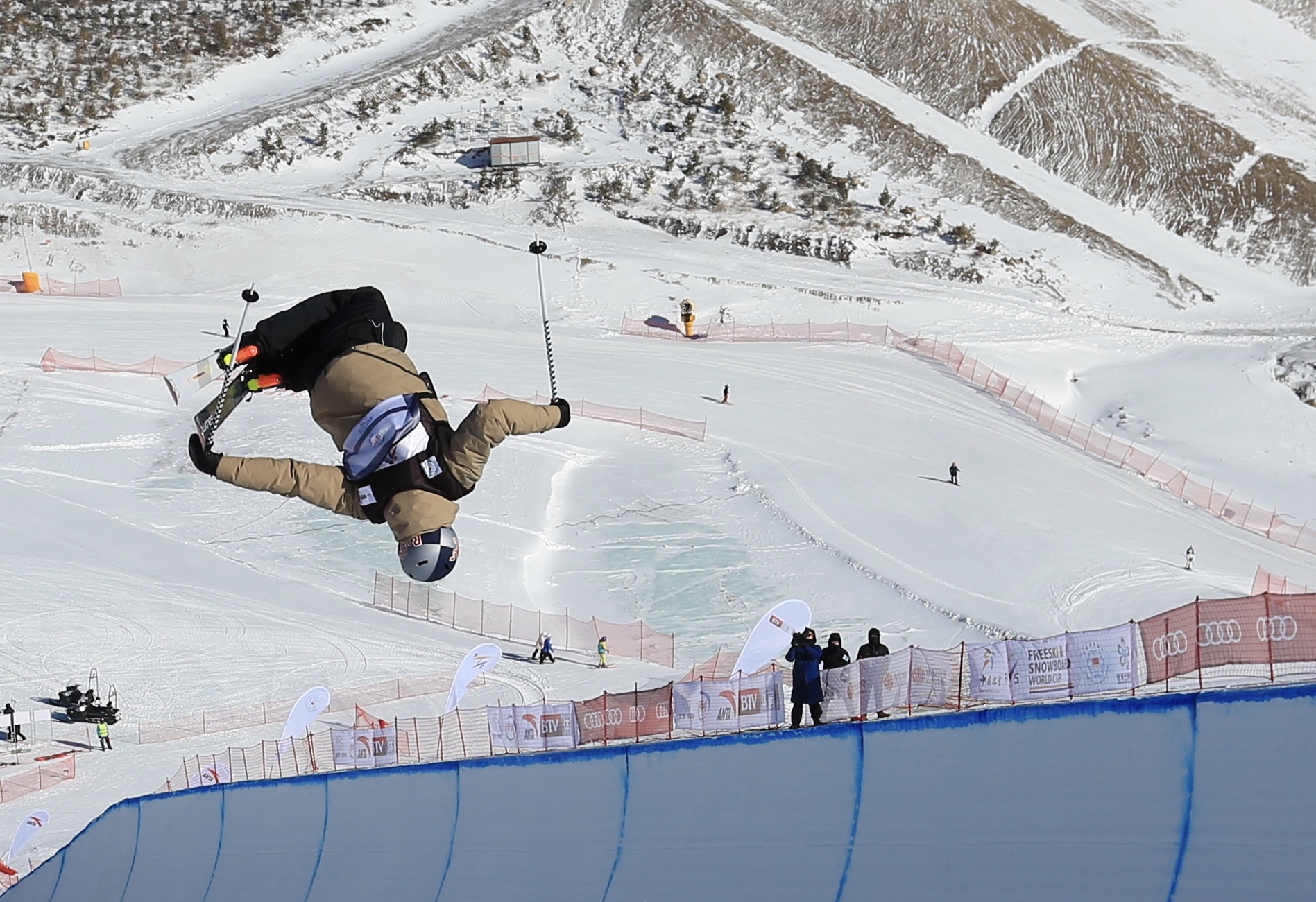Votre guide du ski acrobatique olympique [INFOGRAPHIE] - Équipe Canada ...