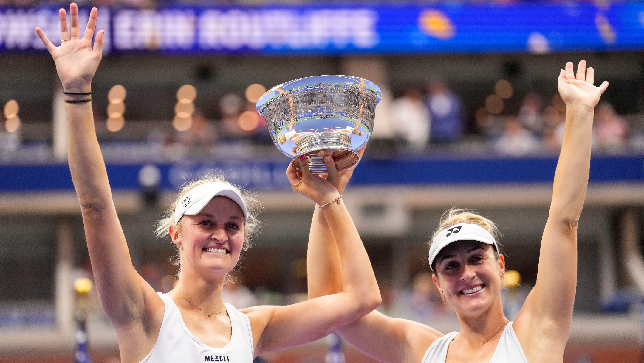 Dabrowski couronnée championne du double féminin aux Internationaux des ...